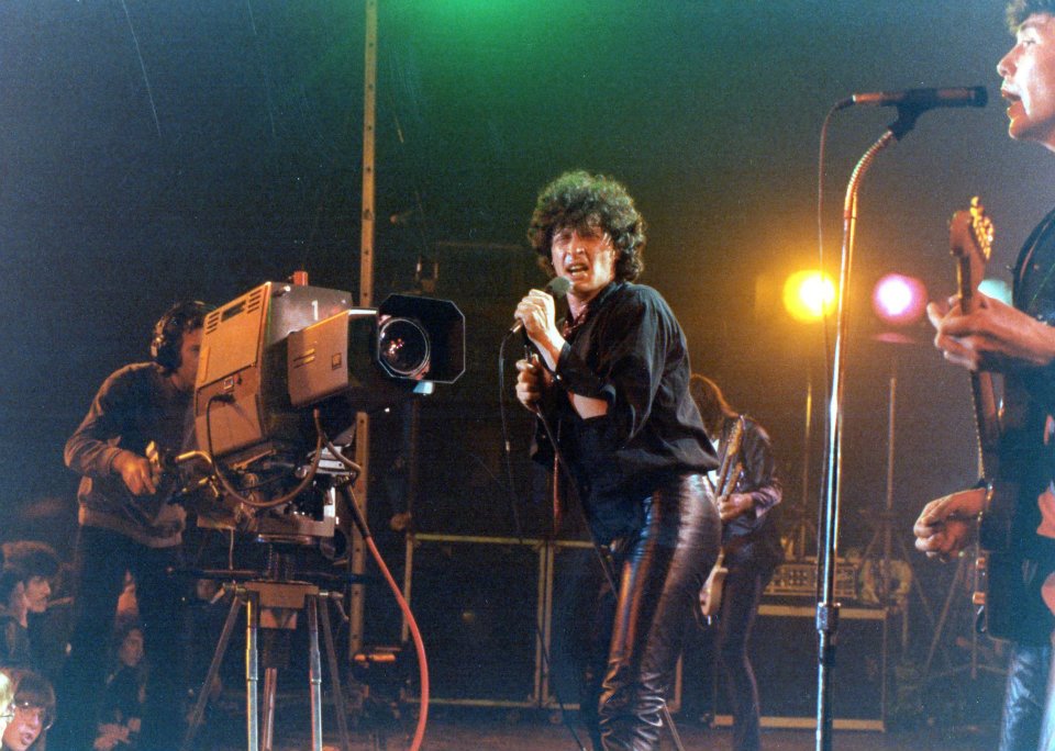 Latest NEWS about Dutch Rock band Golden Earring and it's band members ...